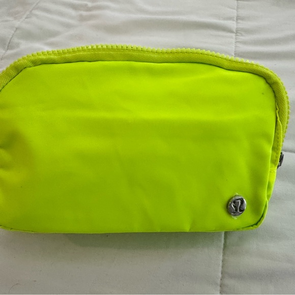 lululemon athletica | Bags | Lululemon Athletica Yellow Green Crossbody ...